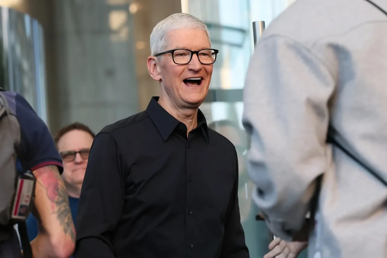 Nike stock pops after hours as Apple’s Tim Cook buys nearly $3M in ...