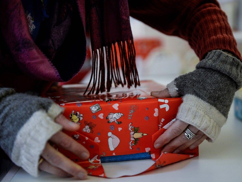 Consumers more comfortable with giving second-hand this Christmas season
