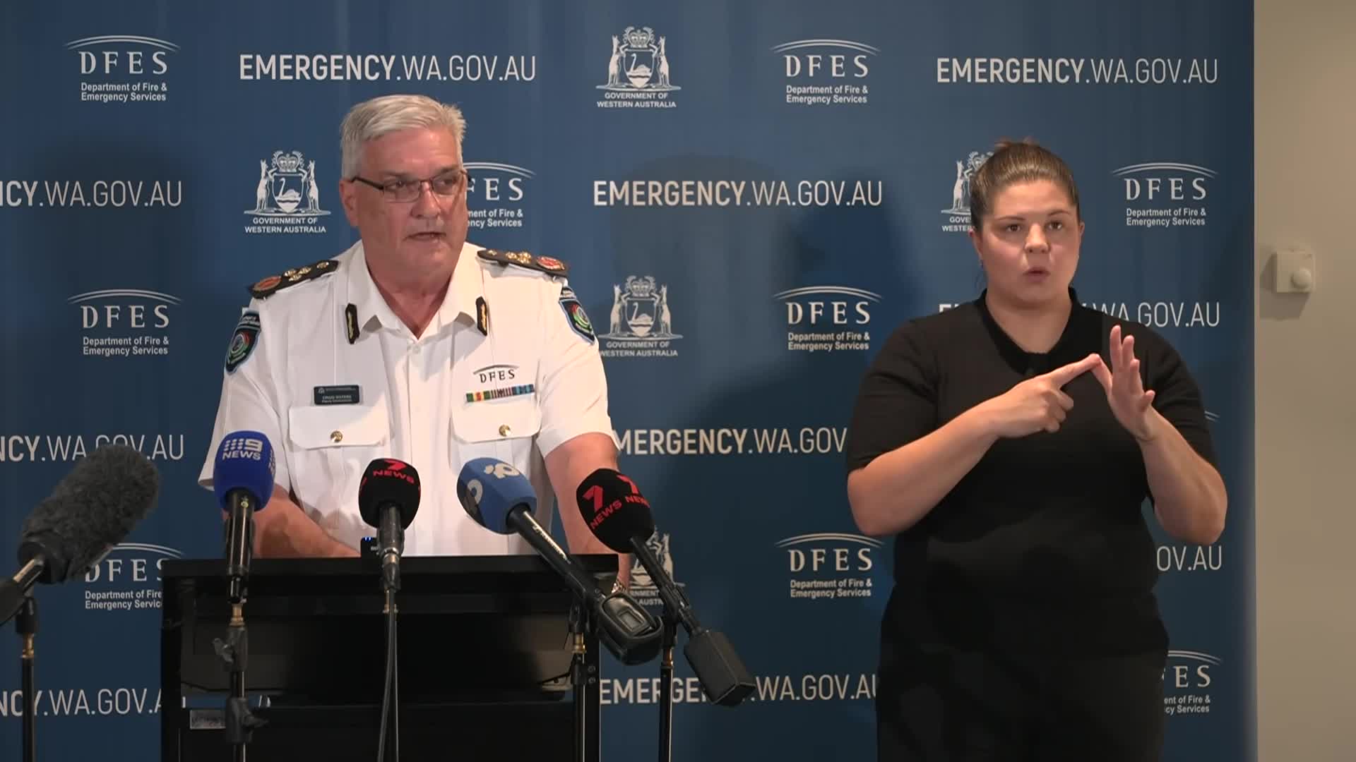 WA endures sweltering Christmas heat wave, emergency services prepare ...