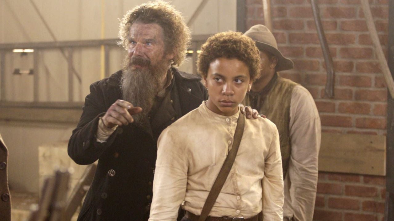 Deja de repetir 'Yellowstone': descubre la joya de Ethan Hawke que pasó ...