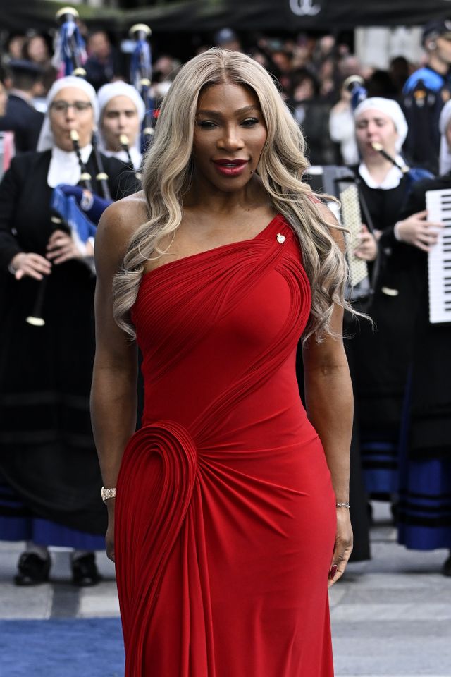 Serena Williams opens up about big sister Venus's wedding in emotional ...