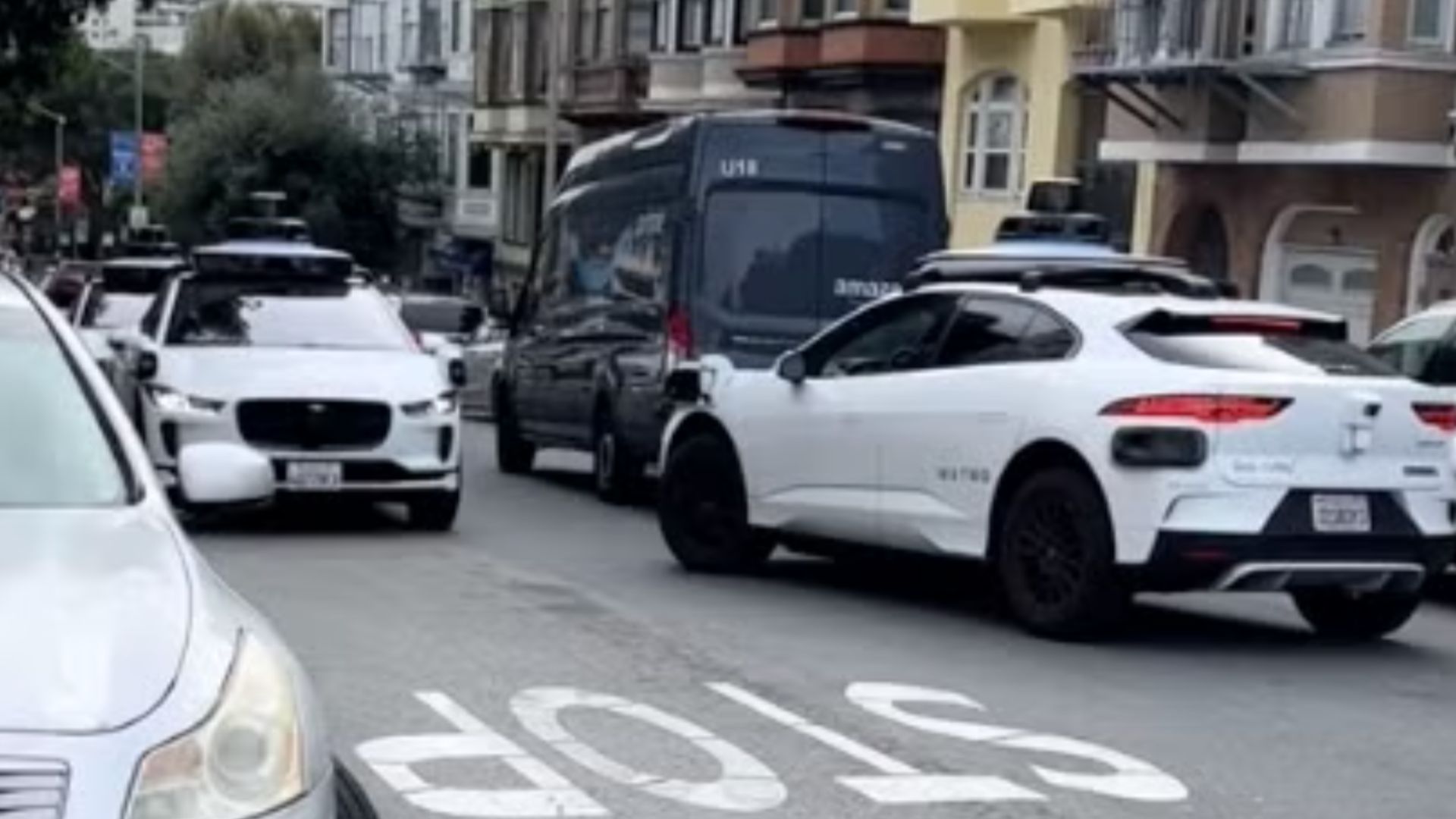 Waymo robotaxis get into standoff in San Francisco