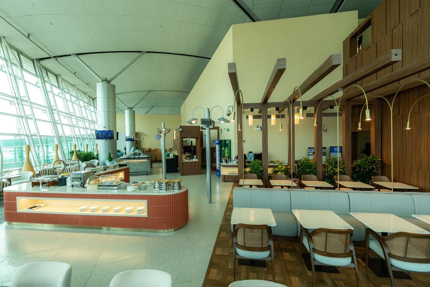 Sasco hợp tác Airport Dimensions ra mắt phòng chờ Rose Business Lounge