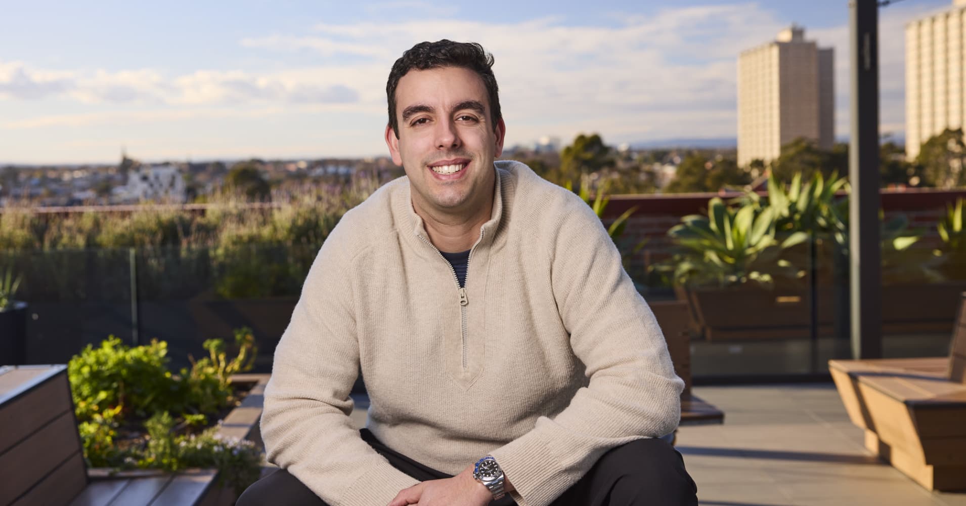 This ex-doctor faced 'incredible burnout' and left medicine to build an ...