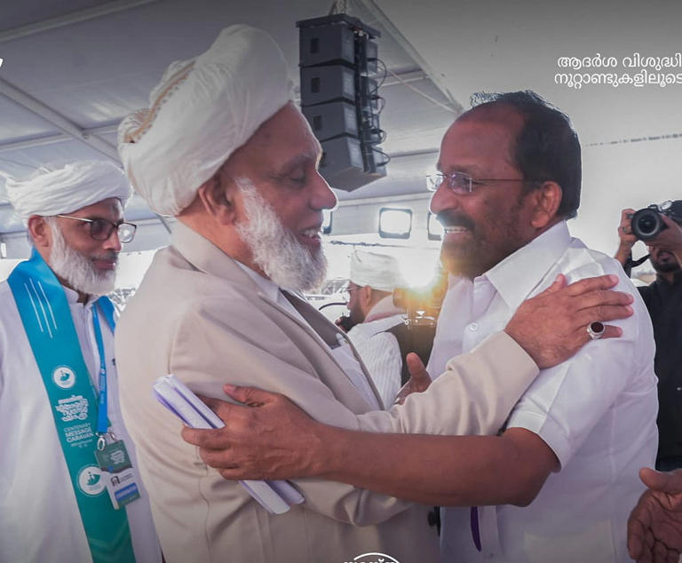 League leaders attend Samastha rally reception