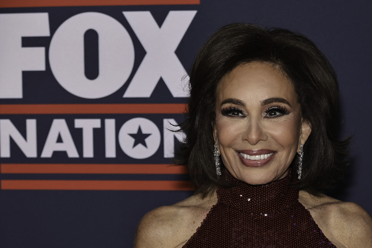 Trump names Fox News host Jeanine Pirro as top Washington prosecutor