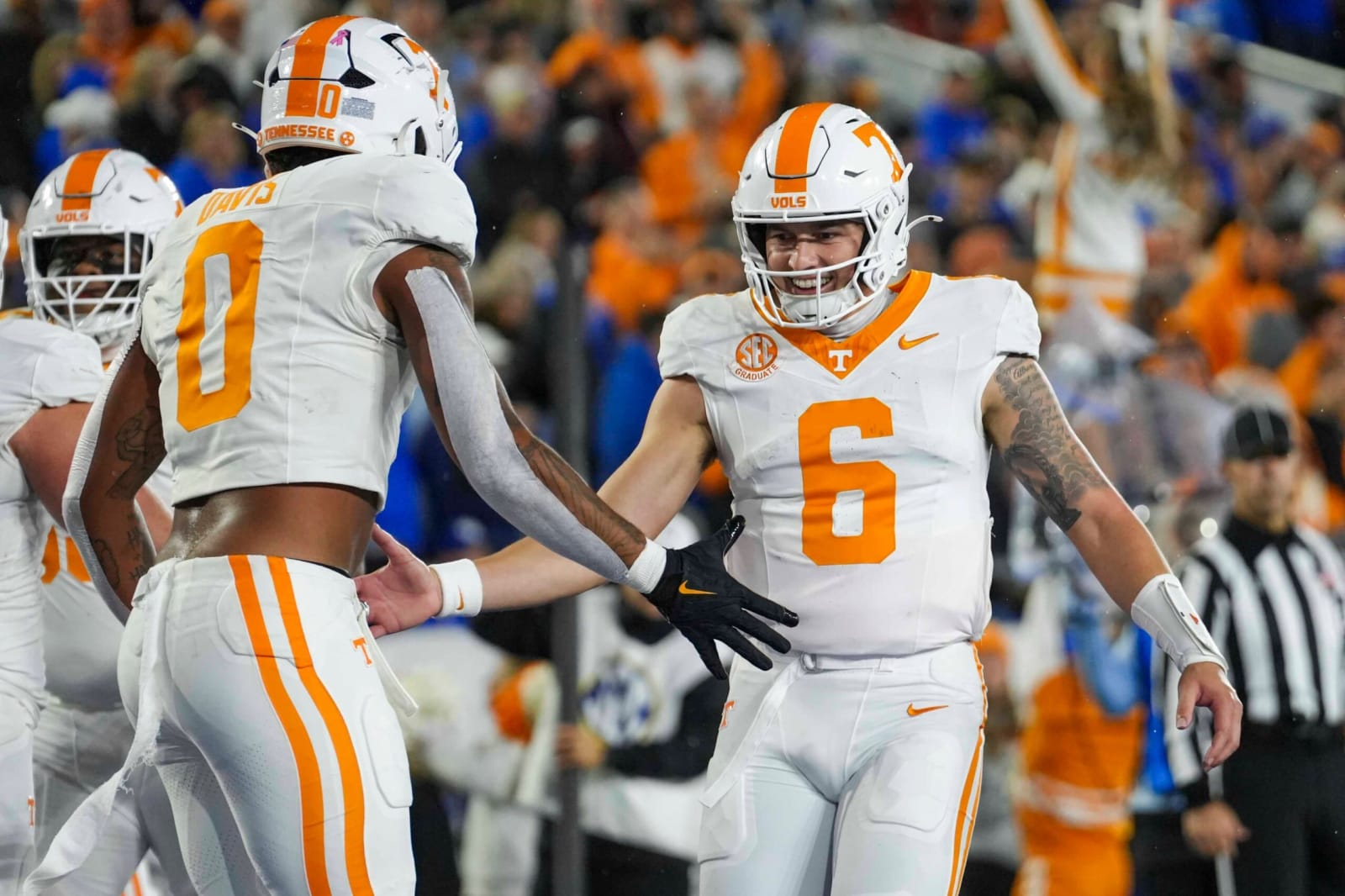 ESPN matchup predictor picks Tennessee-Illinois winner in Music City Bowl