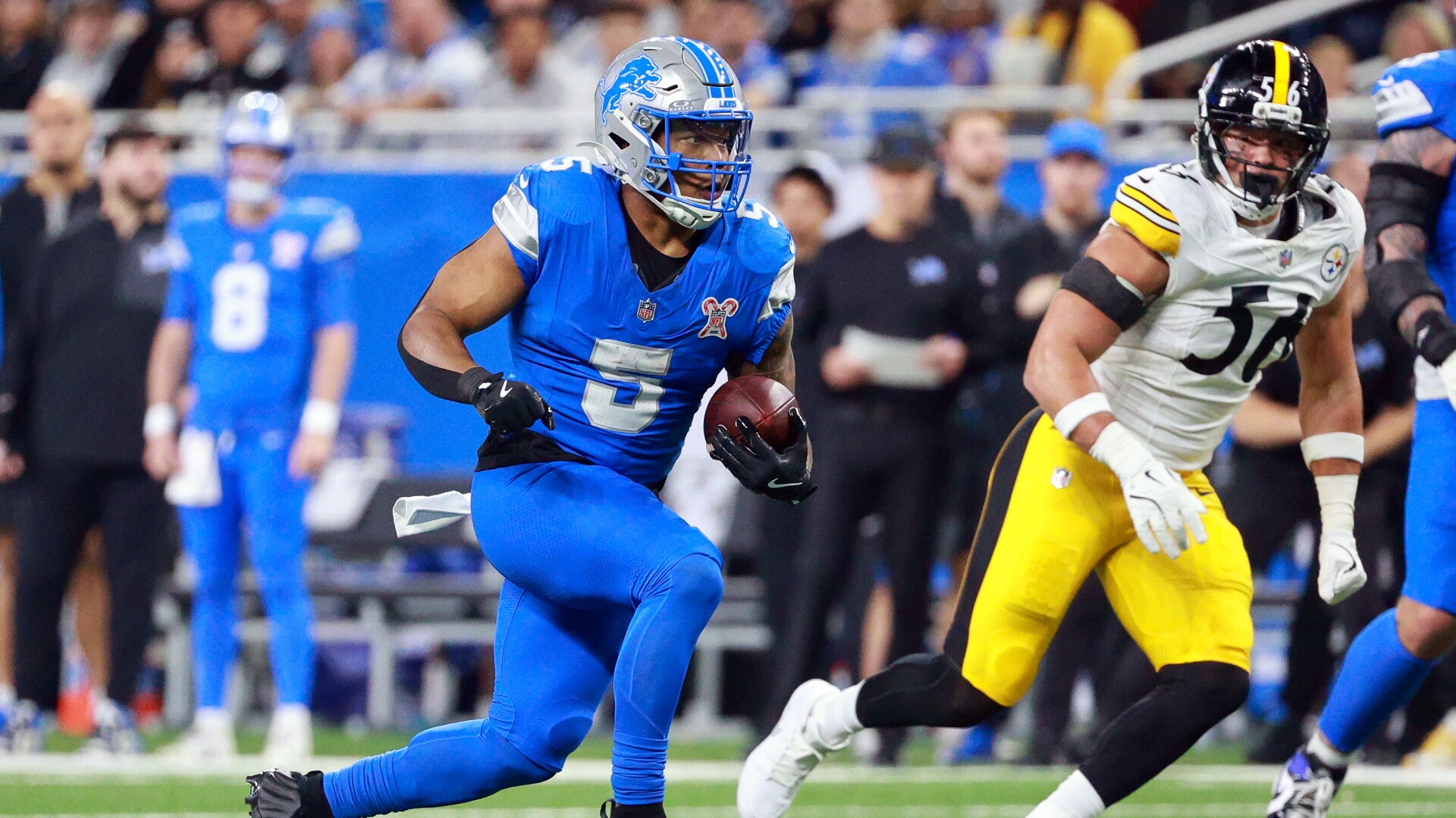 David Montgomery misses practice with an illness, Amon-Ra St. Brown up ...