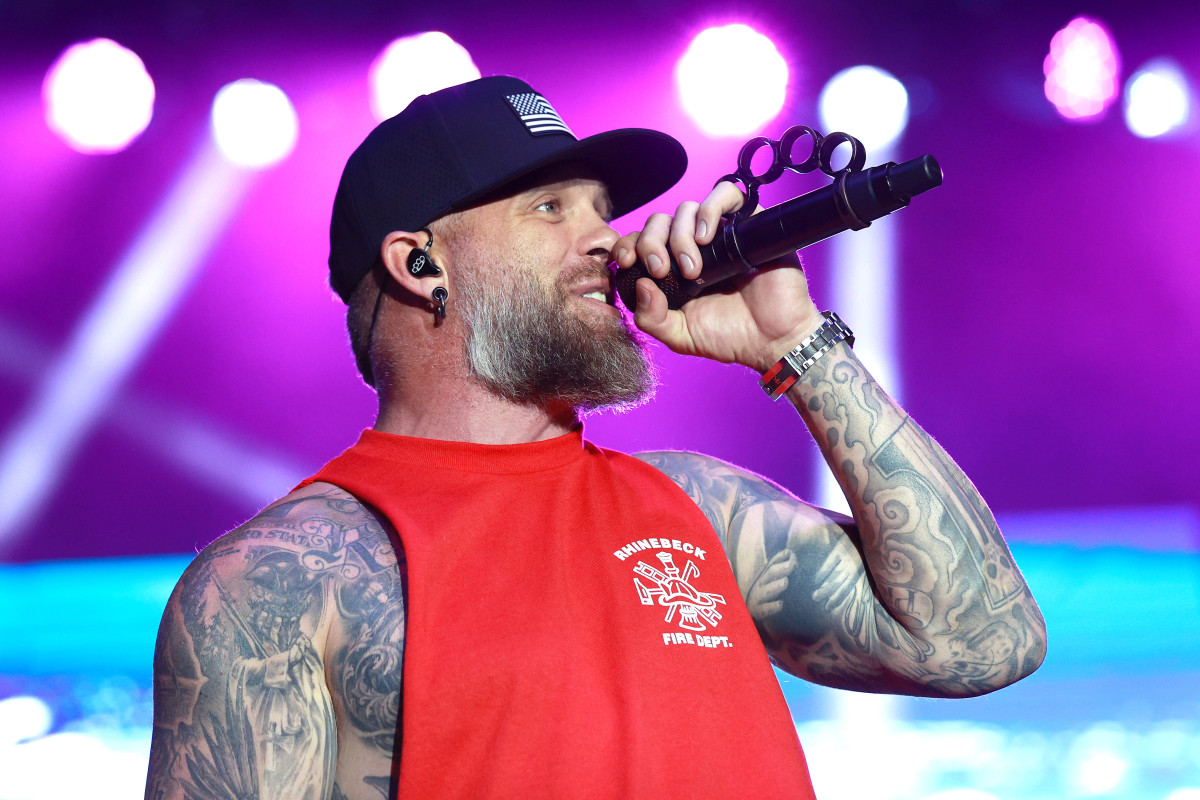 Country star reveals unconventional end-of-tour gift from Brantley Gilbert