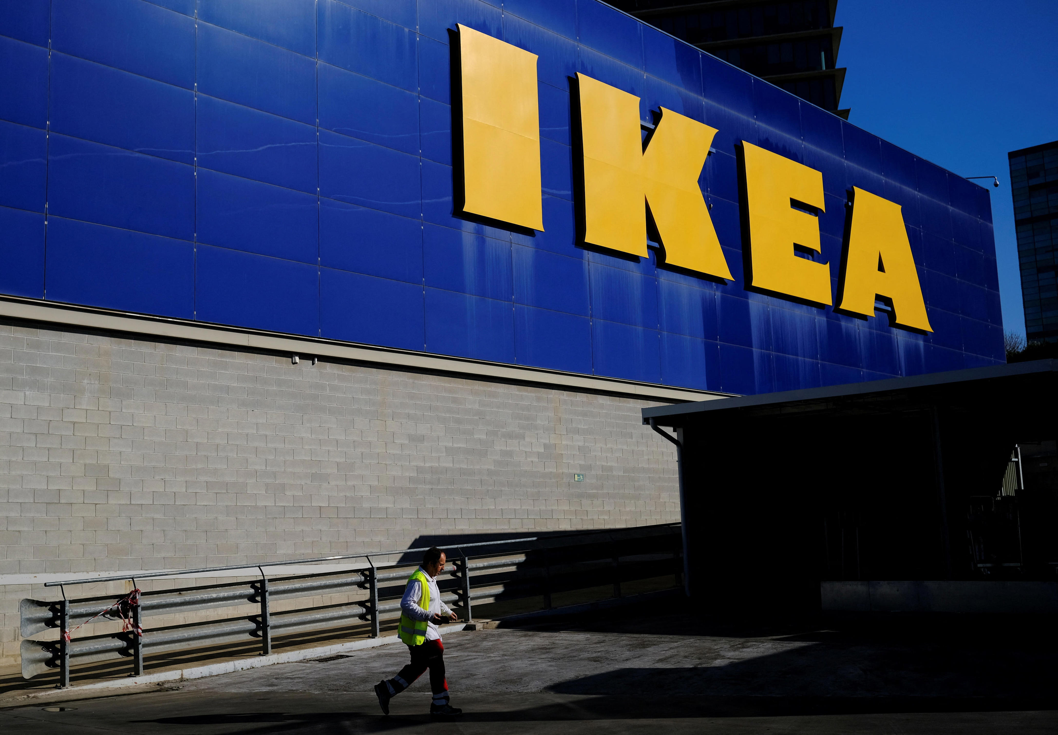 Which retail stores open Christmas Day? Details on IKEA, Kohl's, Macy's ...