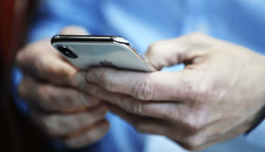 A family hotline helping families cope with holiday stress