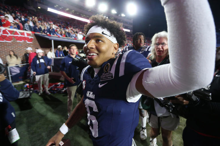 College football playoff picks, predictions for CFP quarterfinal games