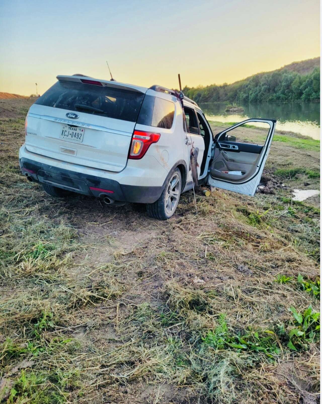 DPS: Woman arrested on child endangerment, human smuggling charges ...