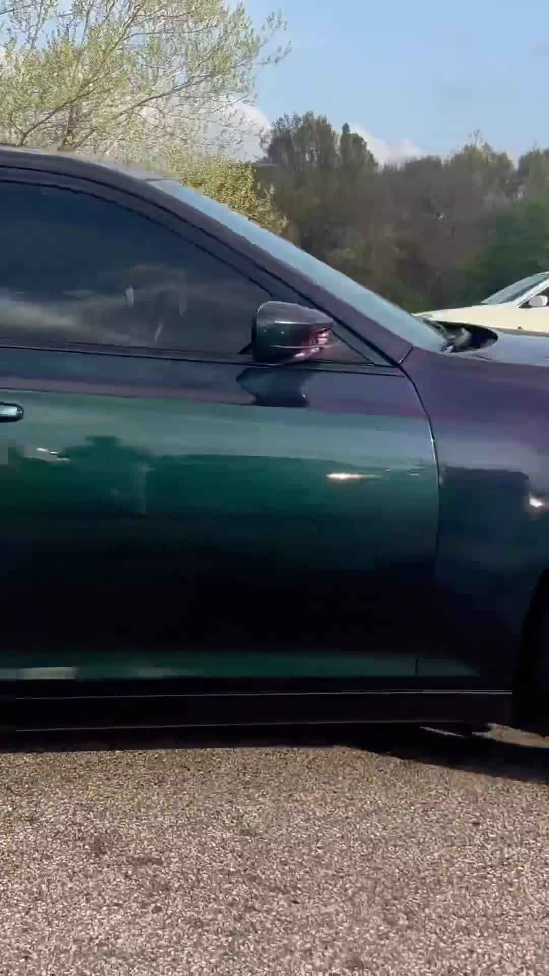 Outrageous Chrysler 300 on 26’s Slidin