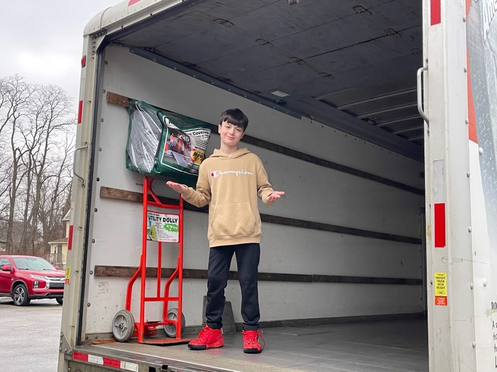 Gift-giving pipsqueak mailman spreads holiday cheer through Erie area