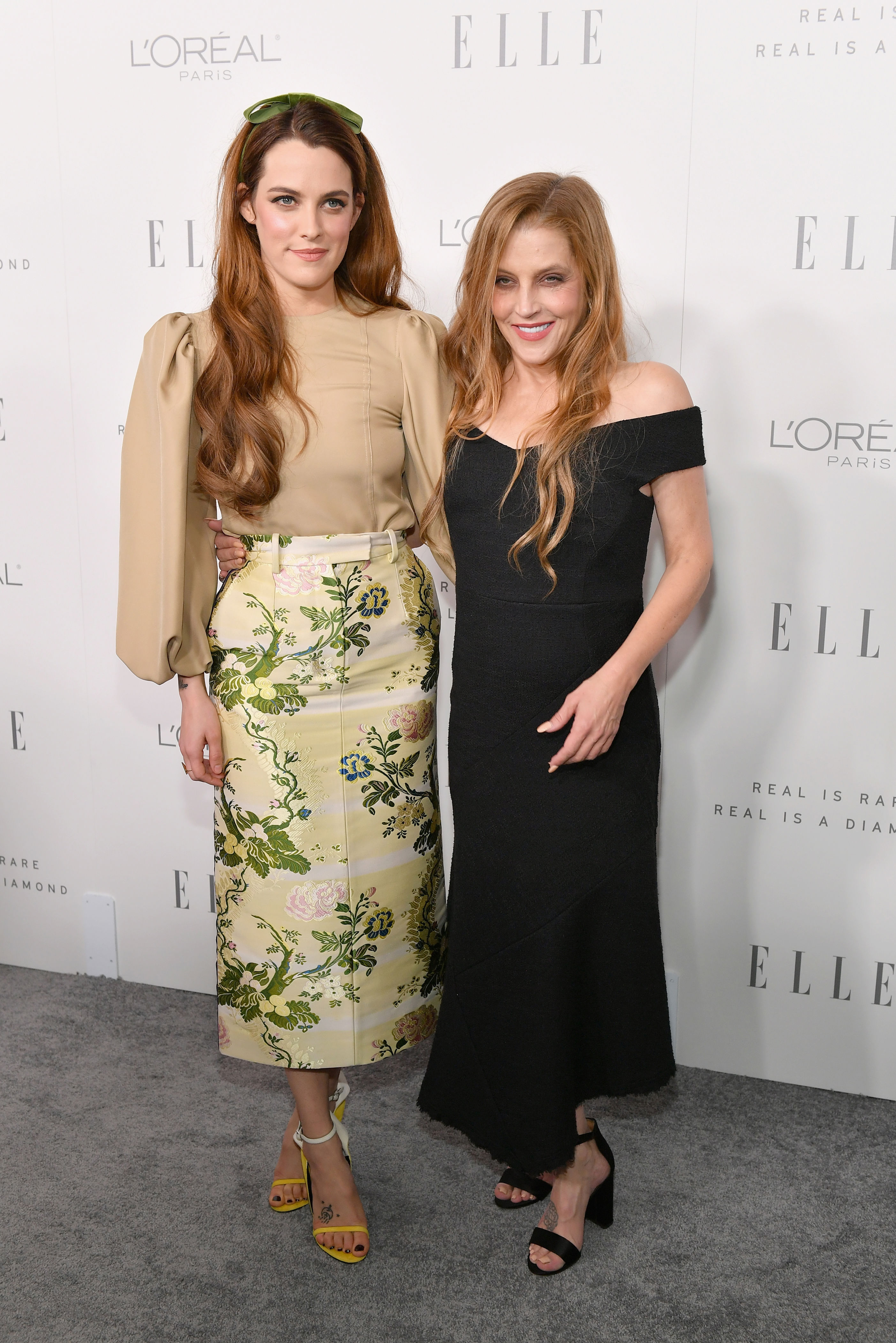 Lisa Marie Presley’s twin daughters pose with sister Riley Keough ...
