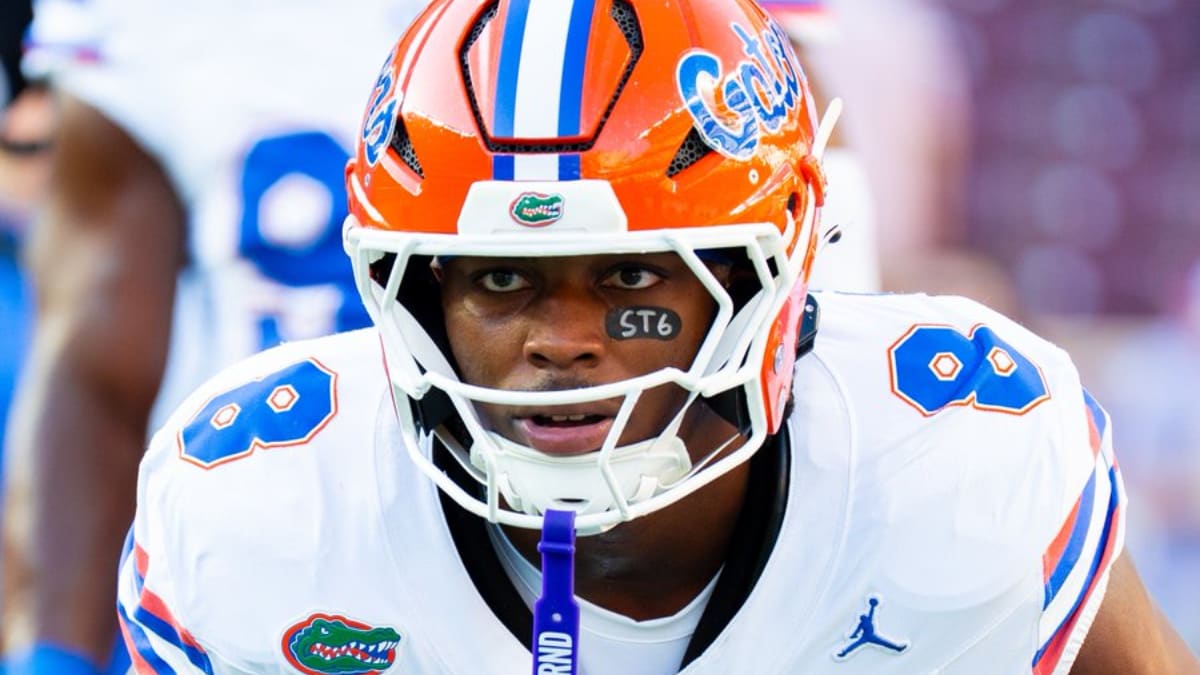 Florida Gators linebacker Aaron Chiles re-signs for junior season