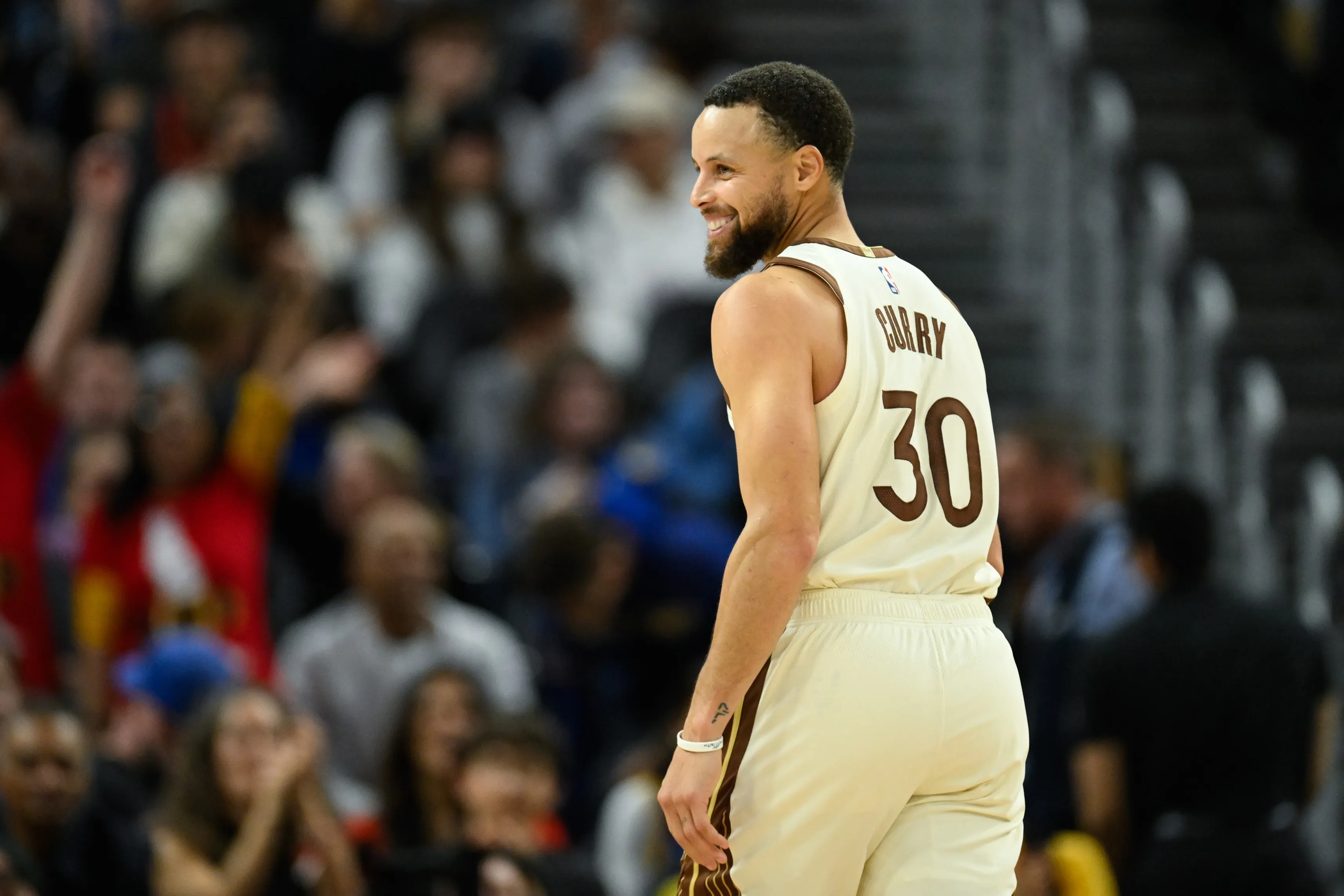 Steph’s joy on display as Curry brings the dance — and the points ...