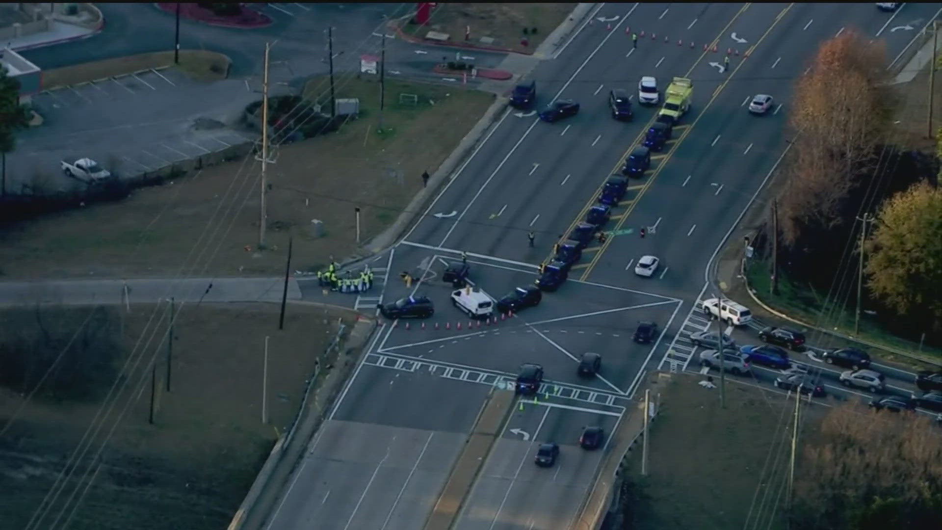 Motorcyclist dies in fatal collision with tractor-trailer on busy Cobb ...