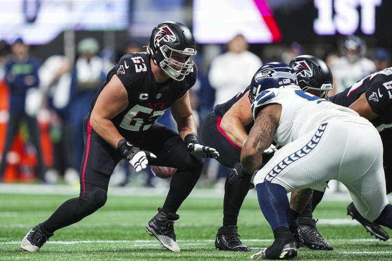 Bijan Robinson and Chris Lindstrom make Pro Bowl for 2025 season