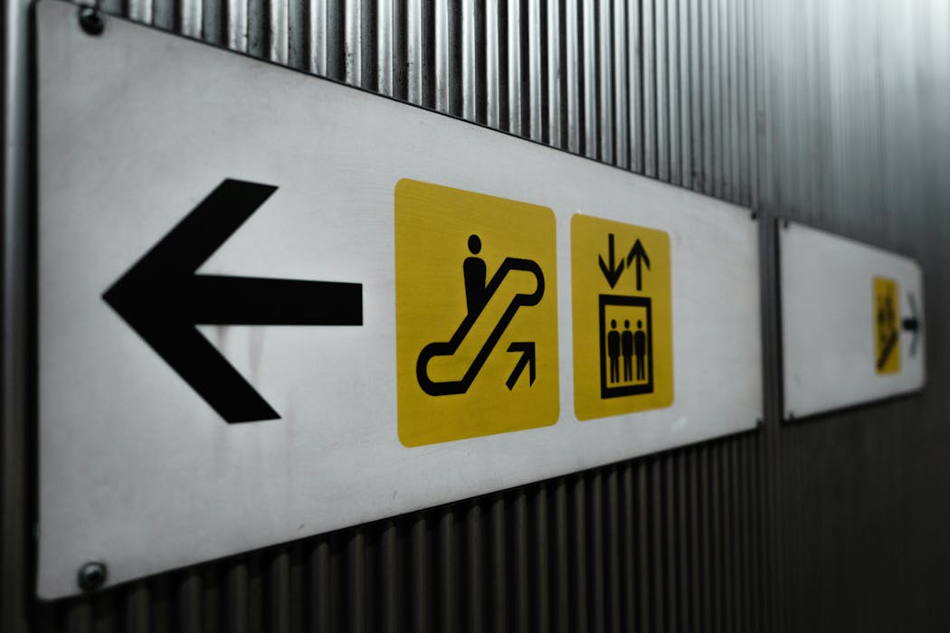 Comment pictogrammes et émojis traitent la question du genre