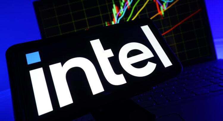 Intel stock (NASDAQ: INTC) slips despite power of Fab 52