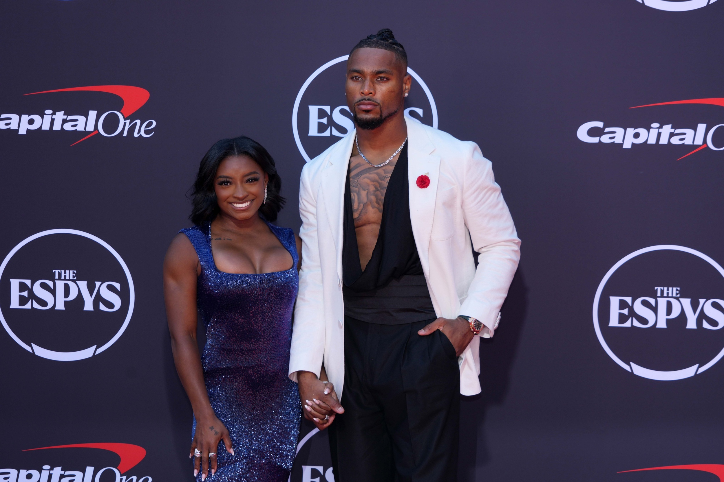 Simone Biles has powerful message for husband Jonathan Owens, playoff ...