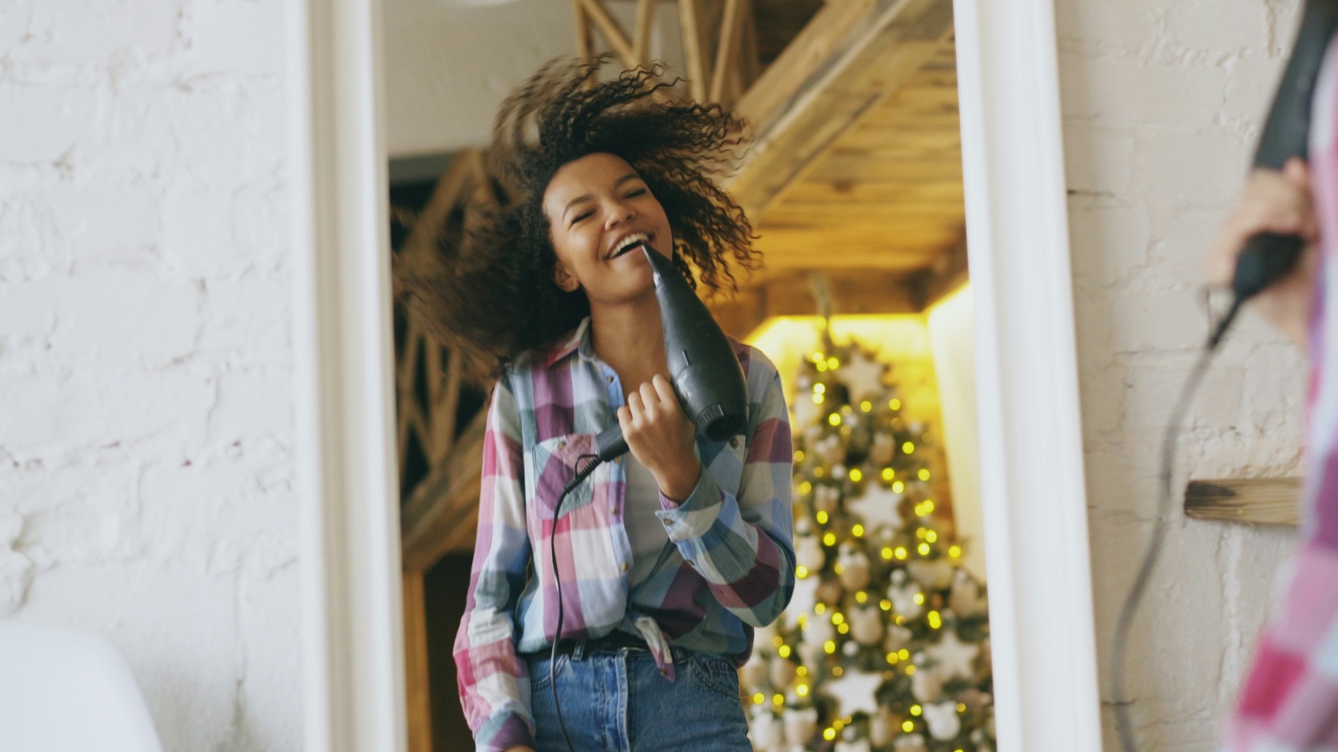 10 astuces à essayer pour donner plus de volume aux cheveux fins et 10 ...