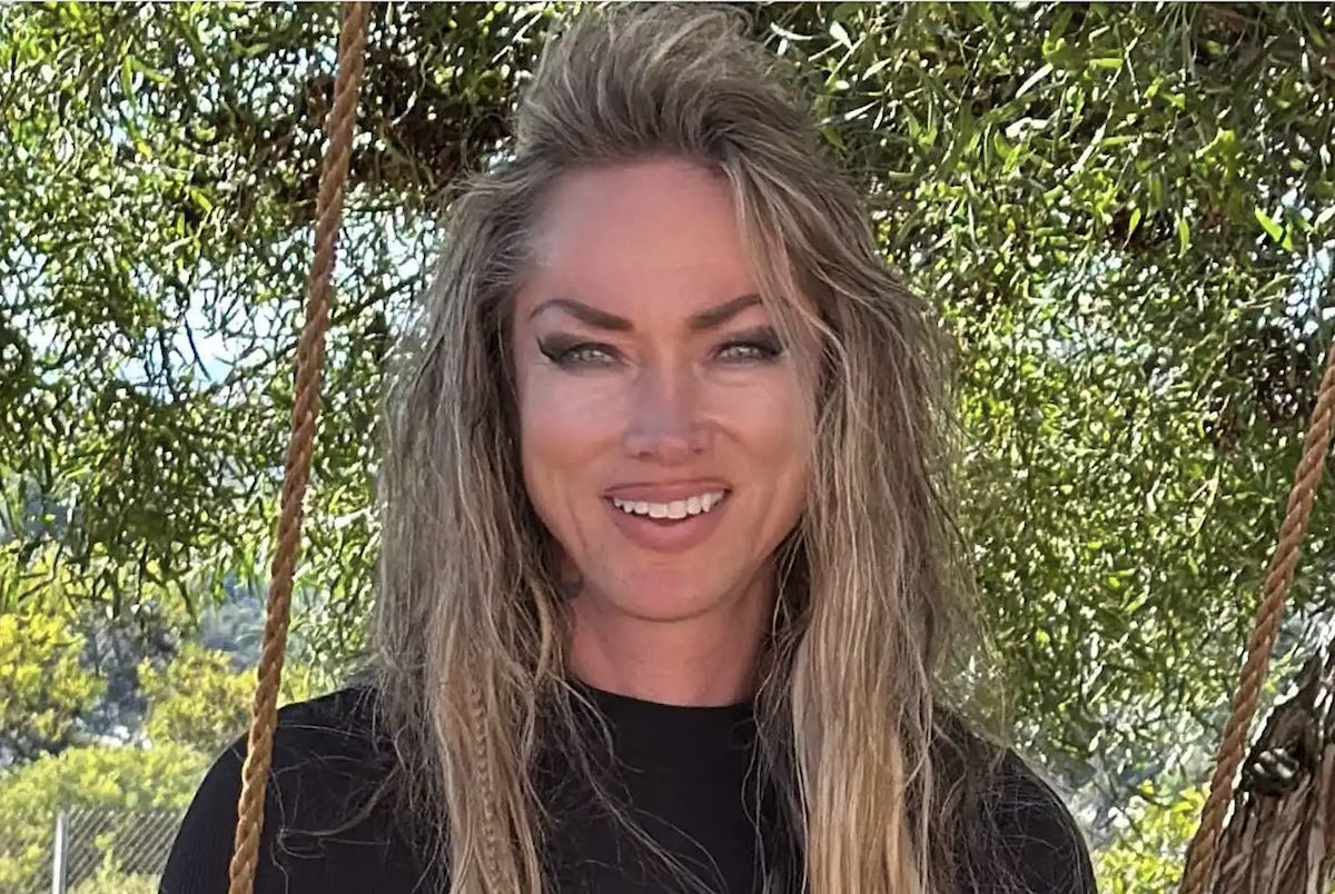 Woman who hired hitman to kill husband dies by suicide after prison release