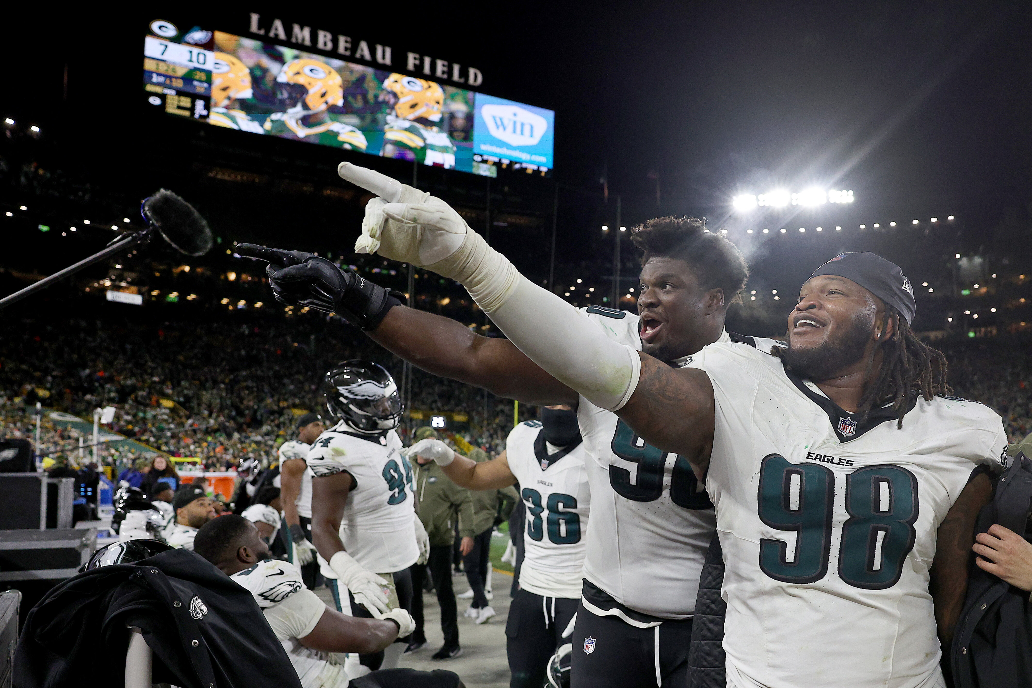 Jalen Carter returns to practice and the Eagles are hopeful he’ll play ...