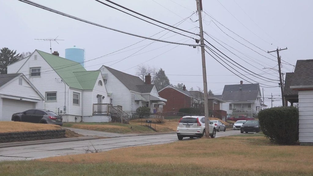 What's that smell in Monessen? Sewer pipe work causes an odor to seep ...