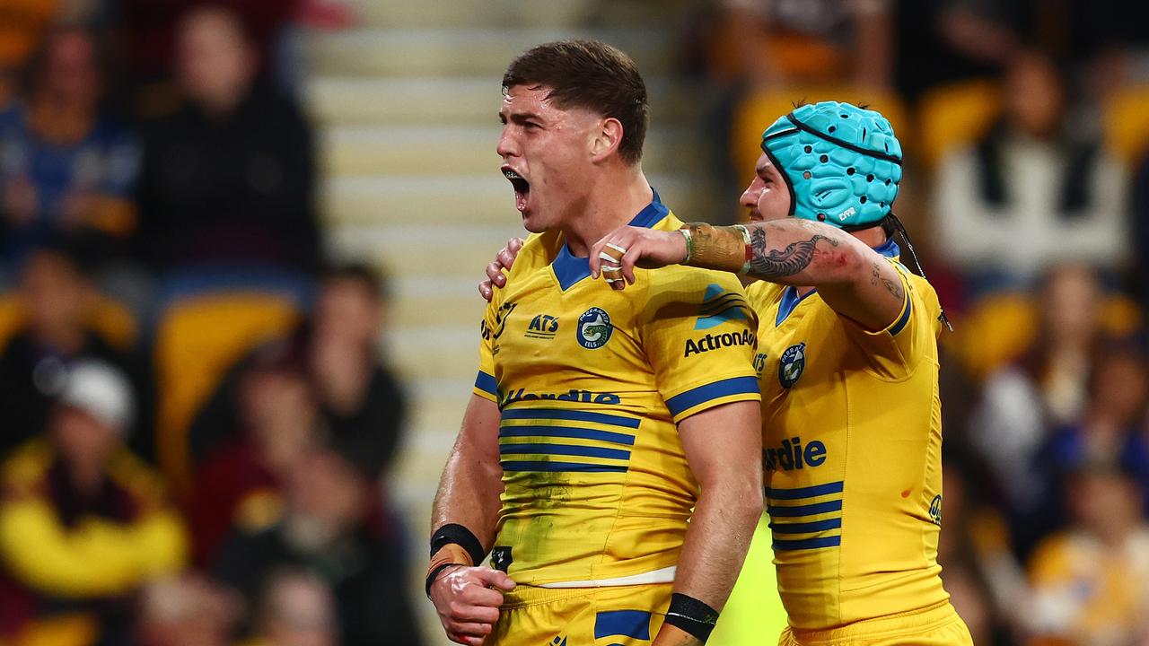 Bears poach outside back from Sydney club