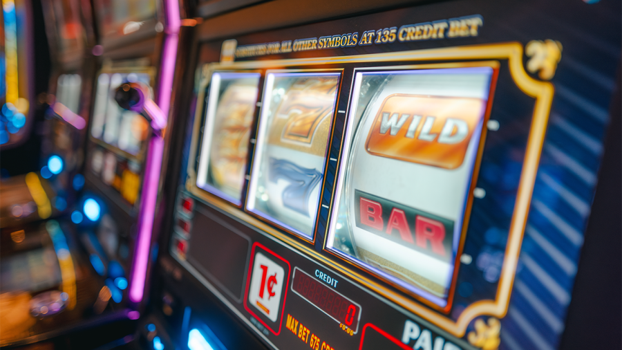 Slot machine player wins $537,000 jackpot at Kansas casino