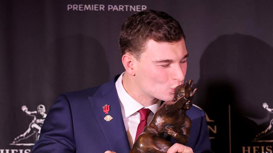 Dante Moore's NFL draft decision just got interesting