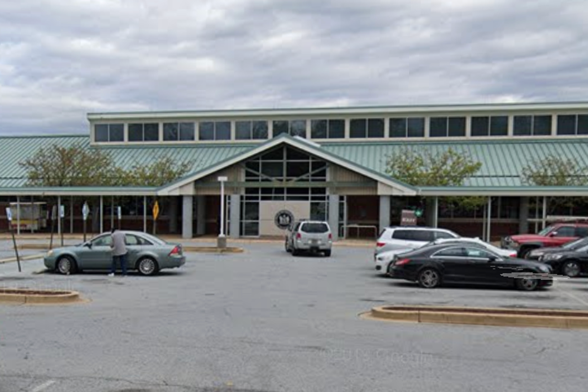 'Hero' Delaware trooper shot dead working overtime at DMV, police say