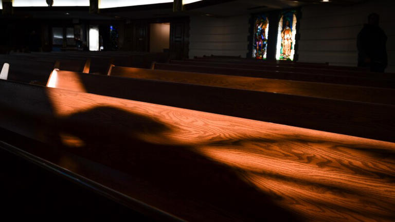 Fear and isolation keep some immigrant families home this holiday ...