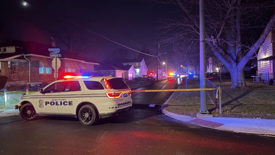 Police investigate shooting in Dayton neighborhood