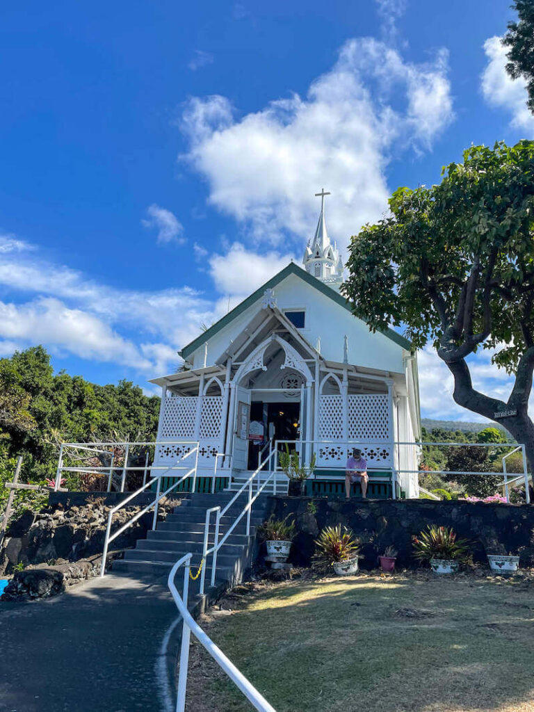 This tiny Big Island church is one of the most beautiful you'll ever see
