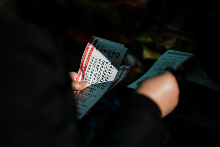 Powerball ticks up to $1.7 billion. When is the next jackpot drawing?