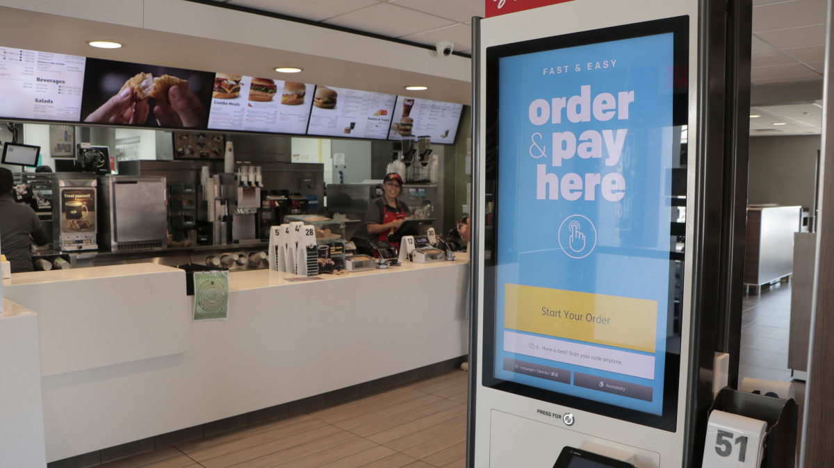 Where to grab fast food on Christmas Day 2025