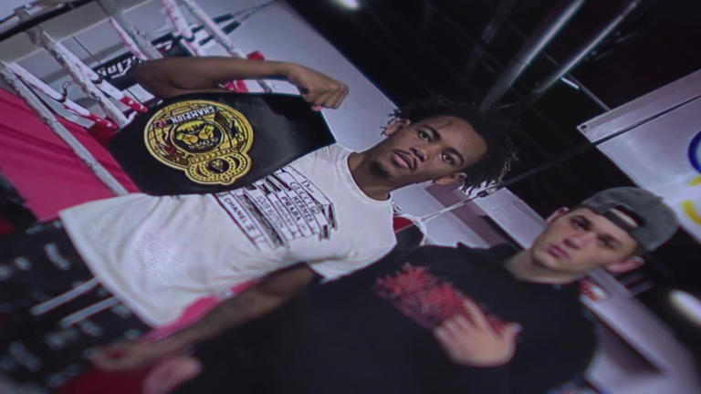 Aspiring pro boxer killed as police search for suspect in Pleasant ...