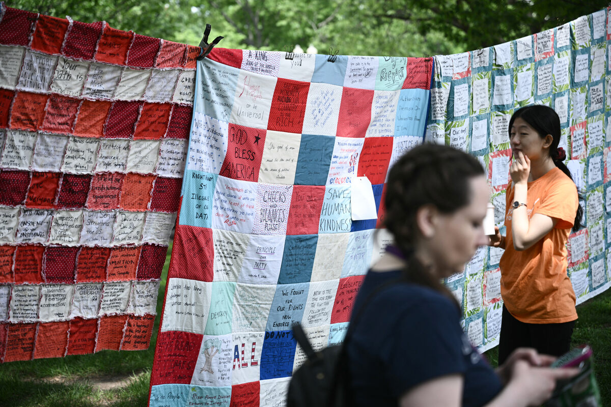 Mormon women stage patchwork protest in Washington: "No one is illegal"