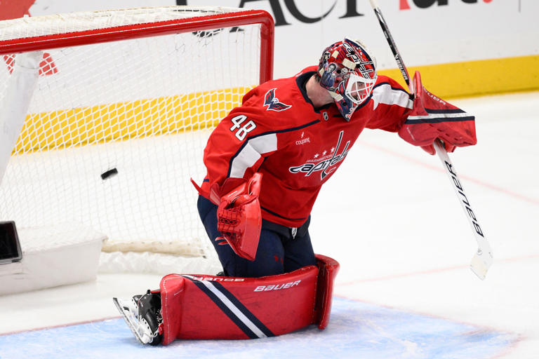 'Bad taste in our mouth for the break': Caps collapse in third period