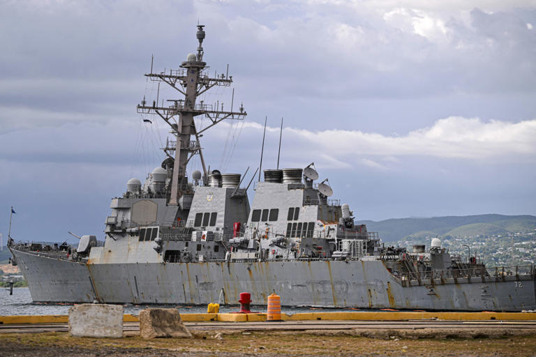 Trump-class warship criticized for aesthetic focus, strategic flaws