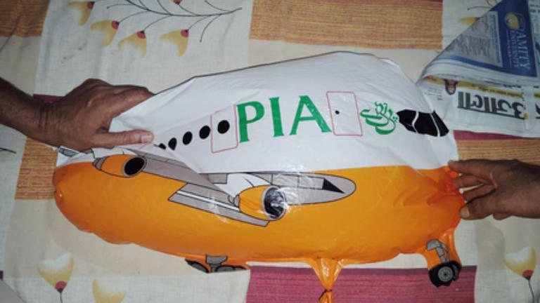 J&K: Security forces recover 10 balloons carrying Pakistani flag near ...