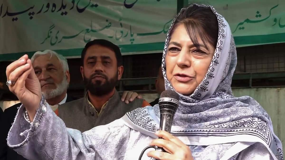 J&K High Court dismisses Mehbooba Mufti’s PIL on prisoner transfer ...