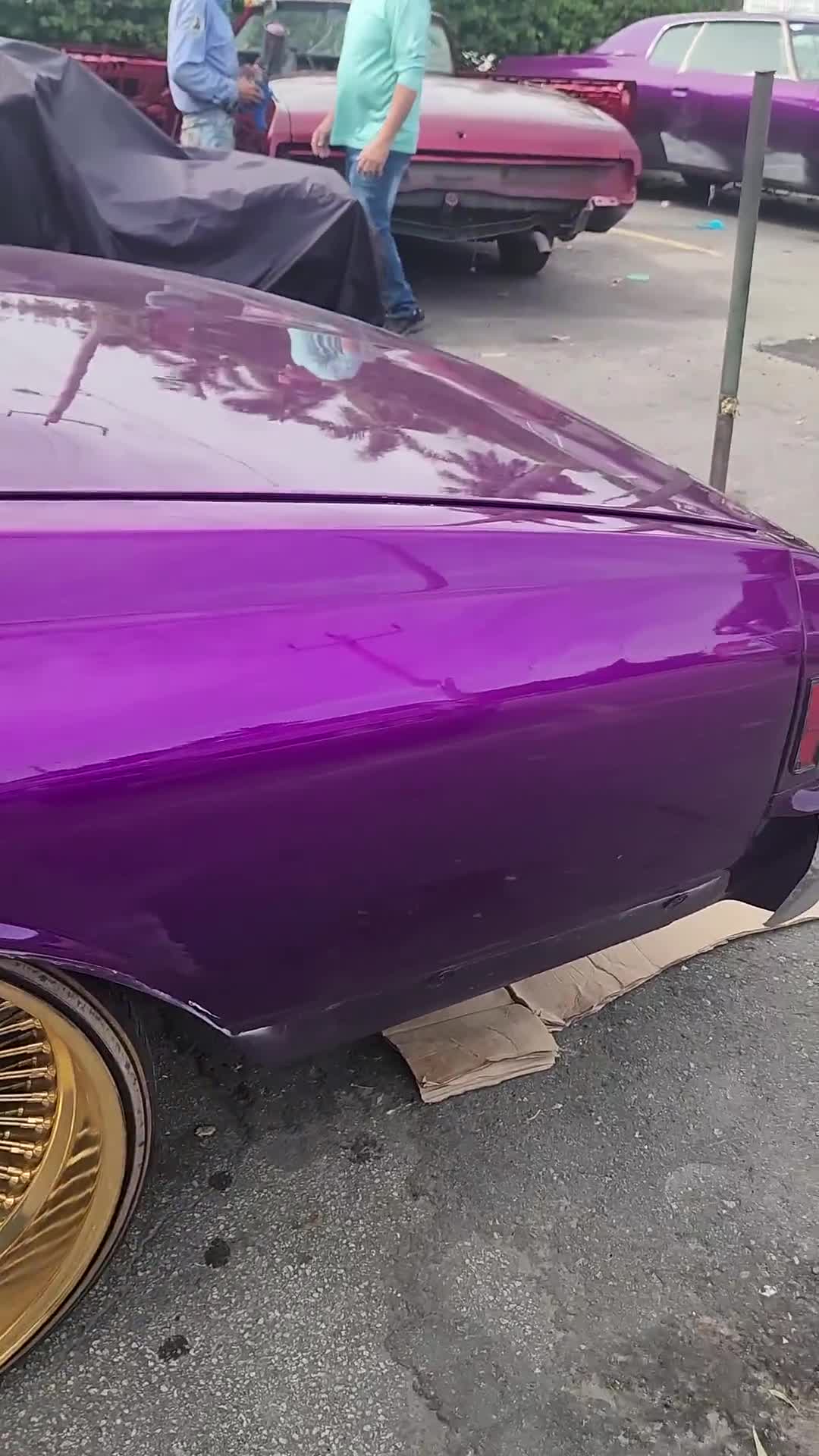 Sudamar getting to work on Zillionaire Doe's Box Chevy