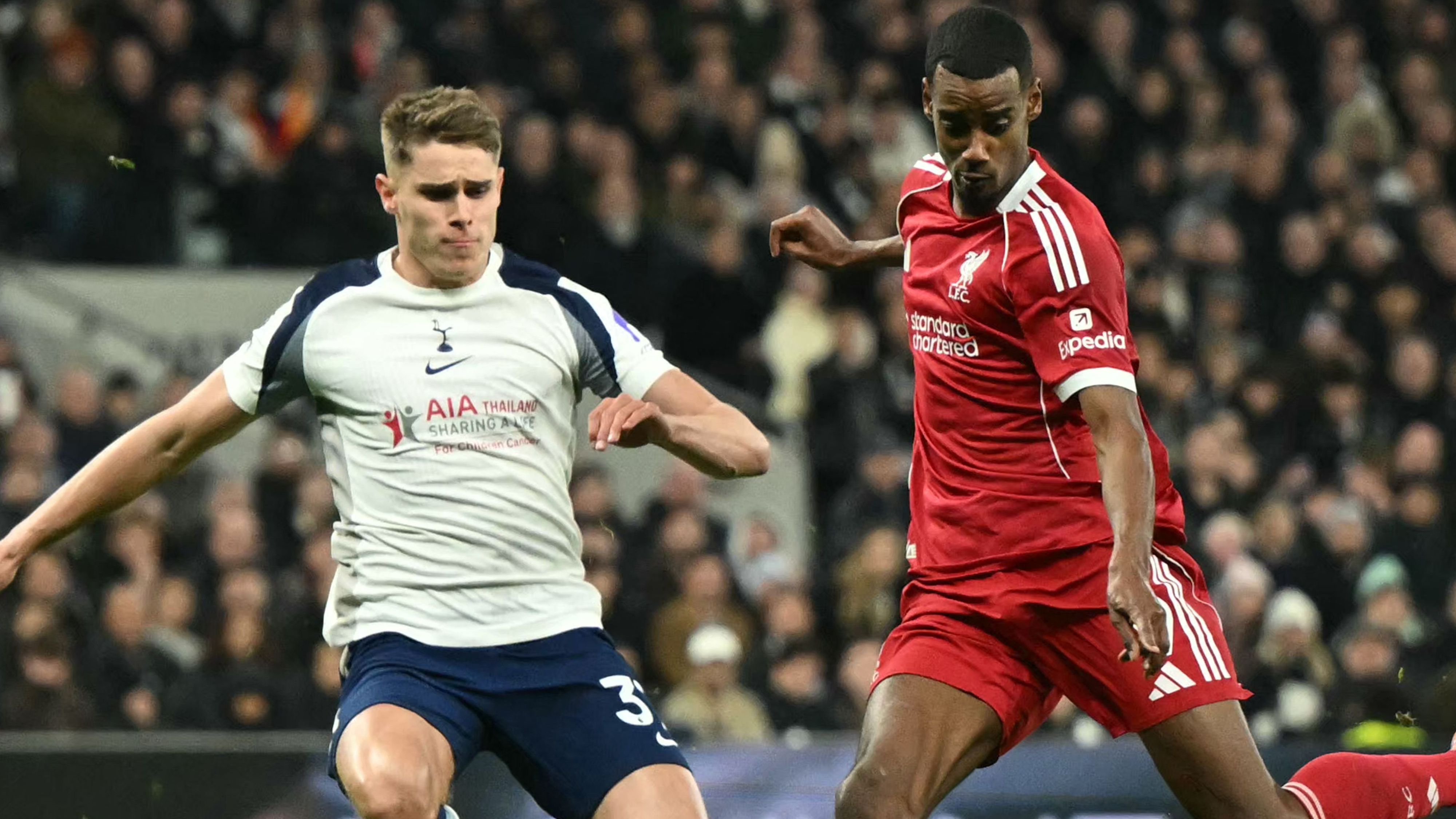 Micky van de Ven apologises to Alexander Isak for challenge that left ...