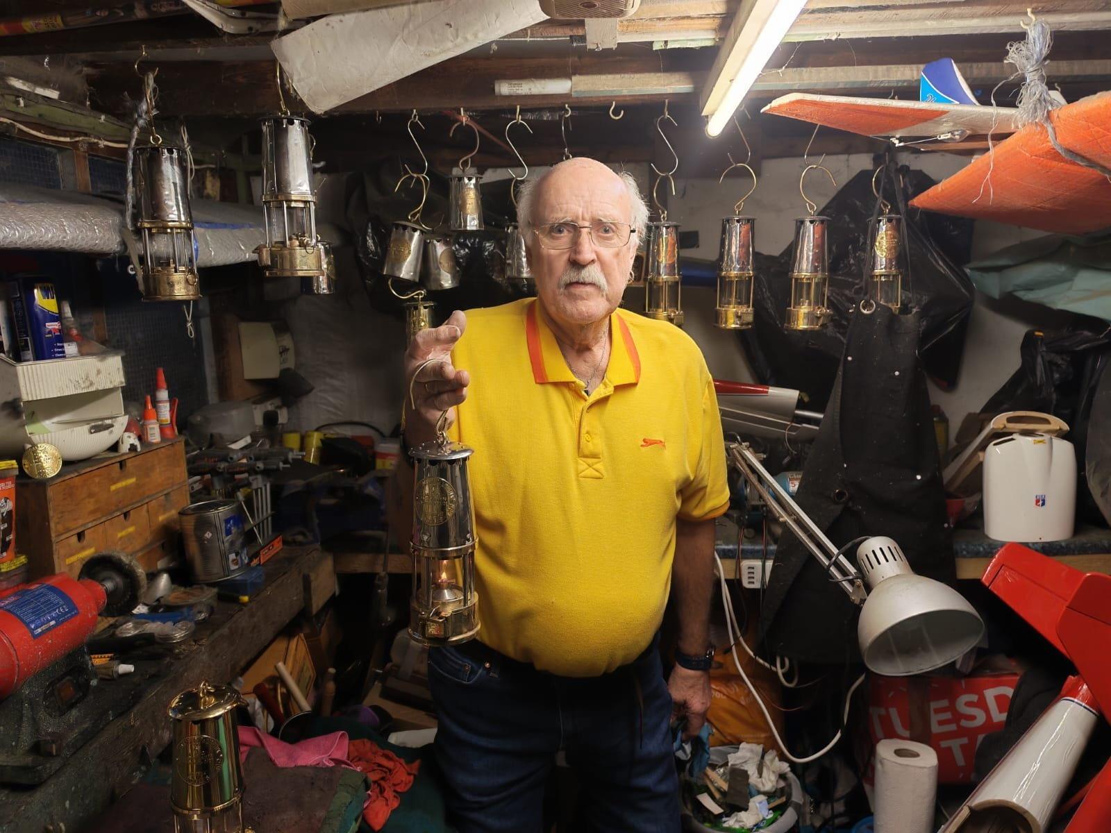 Collector restores Derbyshire pit worker’s lamp and gifts it to his ...