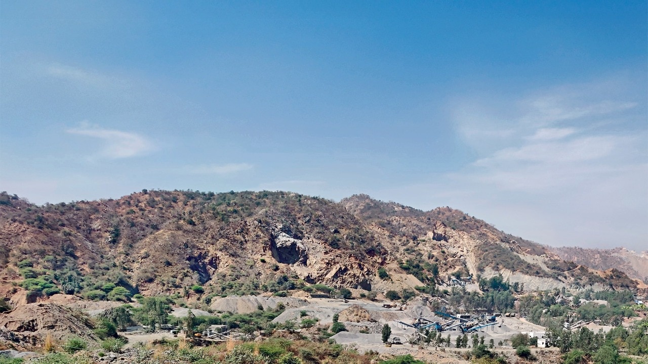 Rajasthan Congress threatens mass agitation over new Aravalli definition